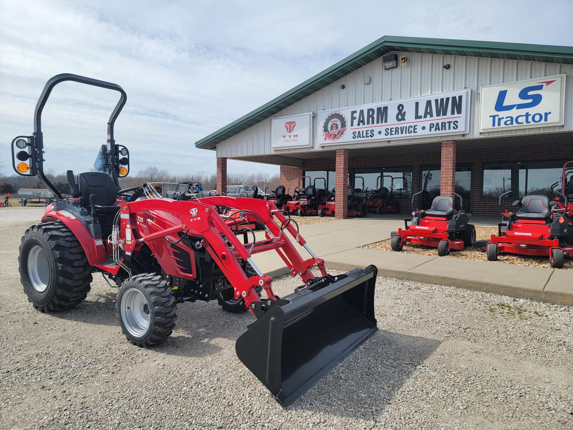 TYM T25 TRACTOR - 24.7HP, HST– WCT Farm and Lawn